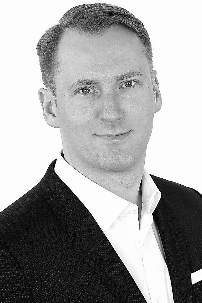 Prof. Dr. Roland Sturm - Institut für Politische Wissenschaft